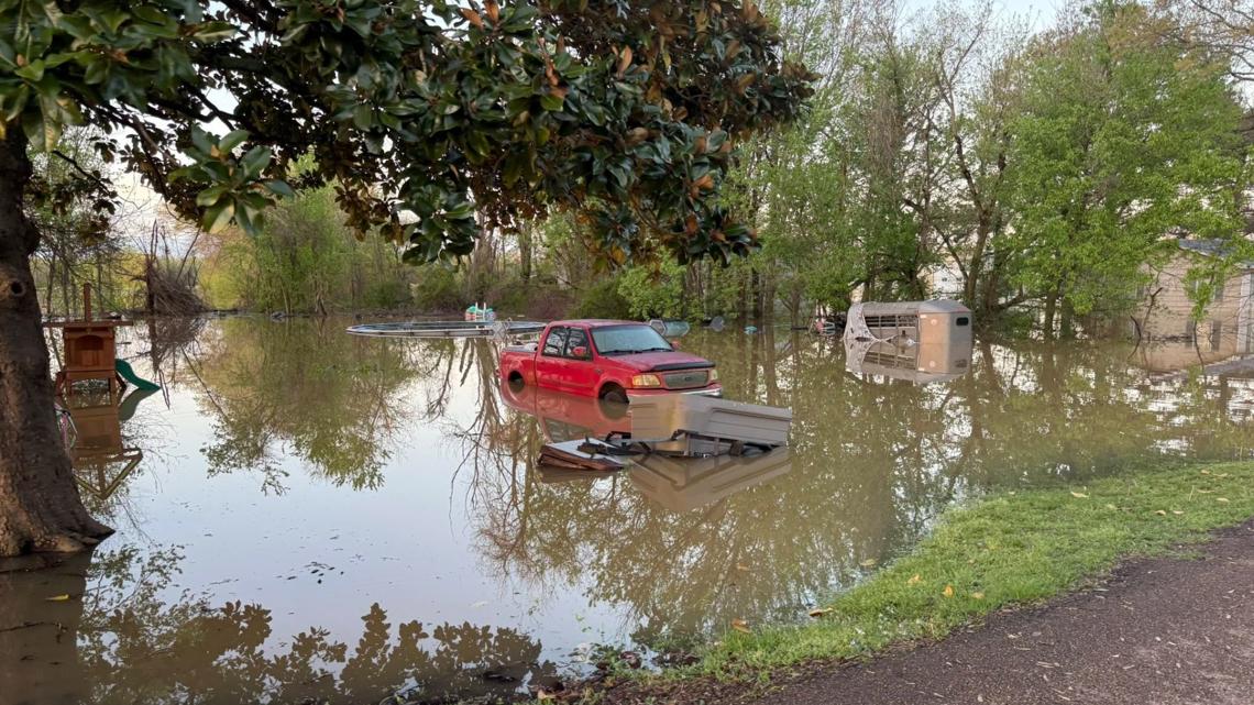 Record flooding on the Obion River | localmemphis.com