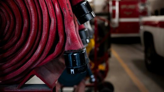 Fire crews battle blaze in Southeast Shelby County | localmemphis.com