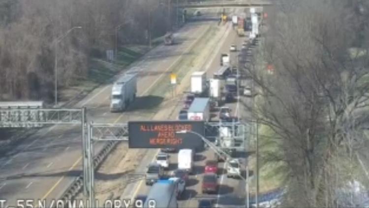 Traffic jams along I-55 Northbound after tractor-trailer crash ...