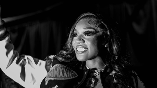 GloRilla donates $25,000 to her old school MLK Prep Academy ...