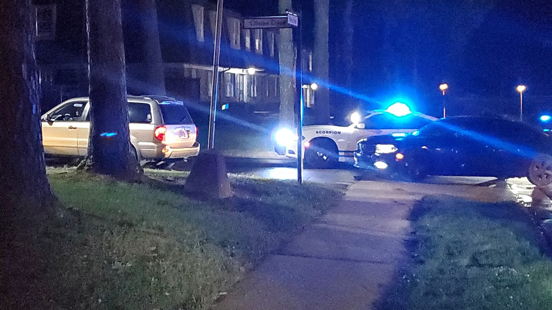 Car hits MPD cruiser, leads to high speed chase | localmemphis.com
