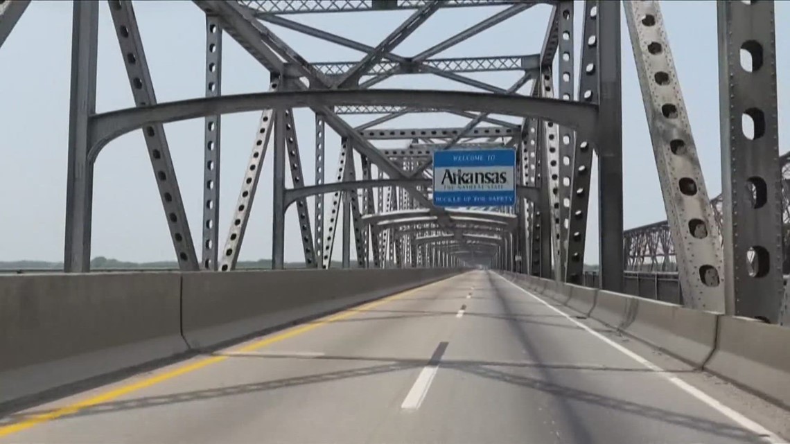 I-55 Mississippi River bridge back open as crew's work completed ...