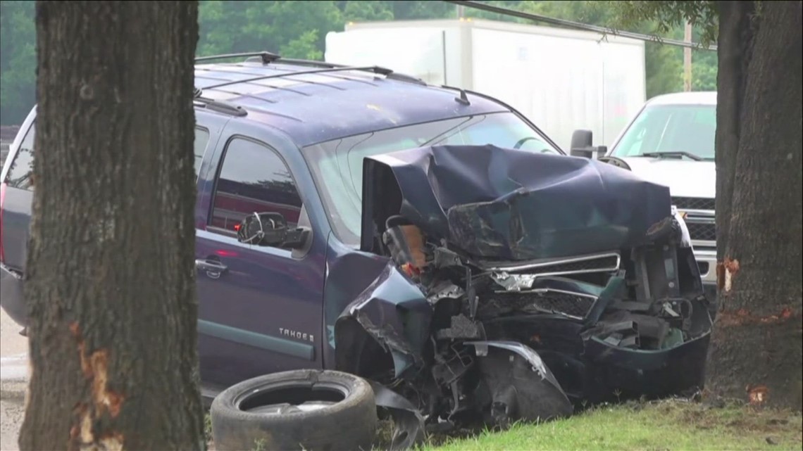 2 children critically injured in Memphis school bus crash ...