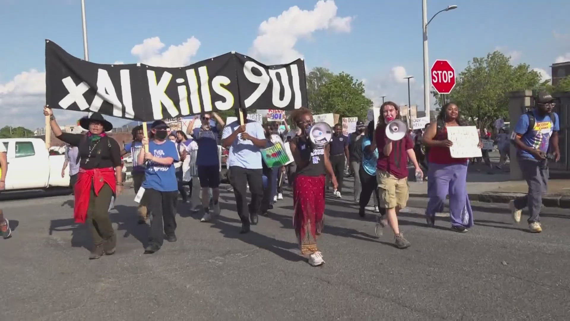 'We’re not backing down': Memphis students lead protest, rallying ...