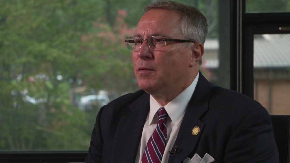 Germantown mayor apologizes for diesel fuel spill water crisis ...