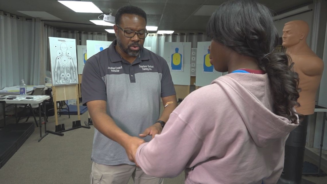 Memphis self-defense instructor on what to do to fight abductors ...