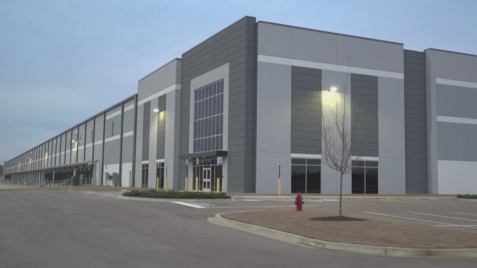 Byhalia residents protest at site of possible ICE detention center ...