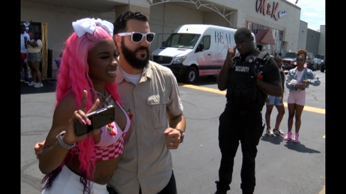 Memphis native and rapper K. Carbon gives back to the community ...