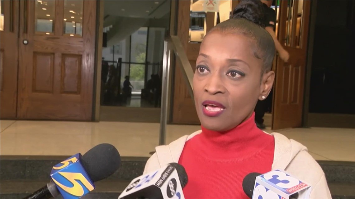 Chairman Lowery gives insight on adviser to Clerk Wanda Halbert ...