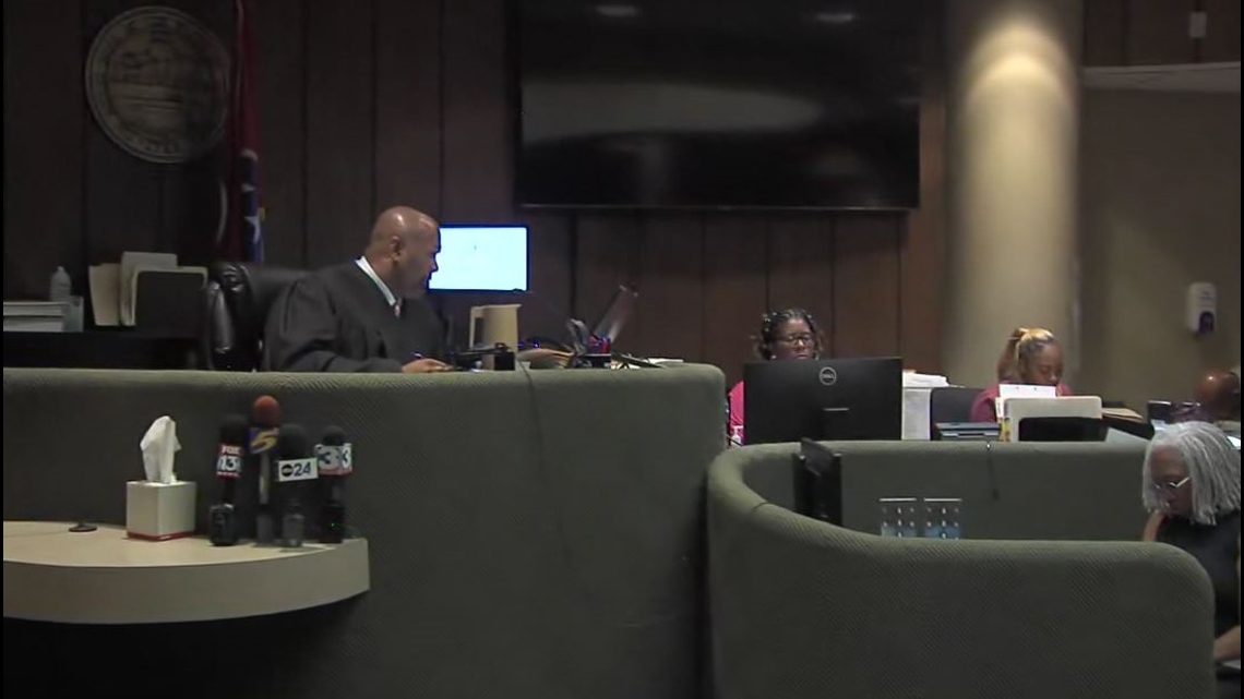 Motion to sever approved in ex-officers trial in Nichols' death ...