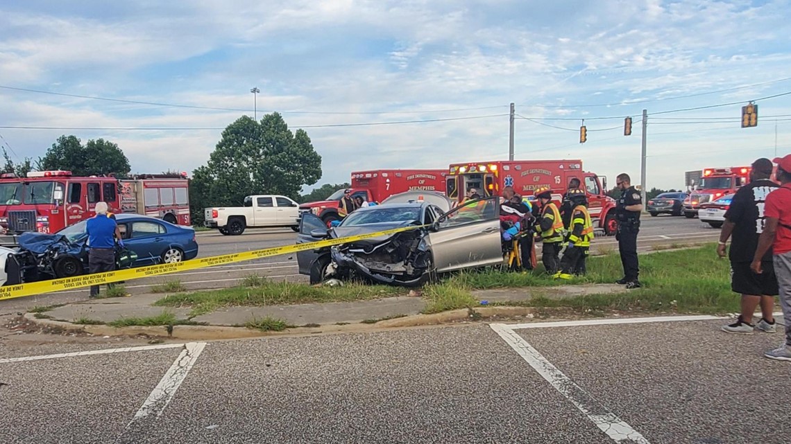 MPD says 3 people, including a child, were injured in a car crash | localmemphis.com
