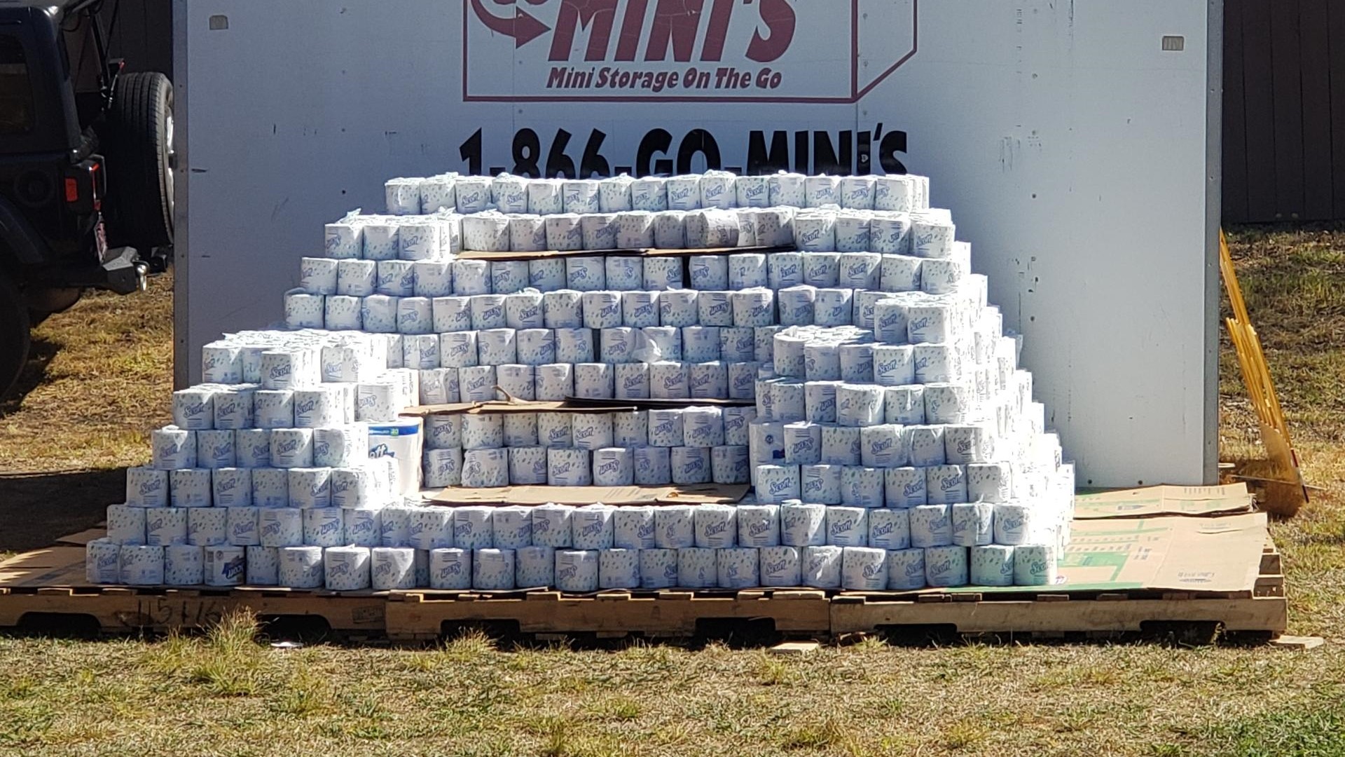 Collierville VFW attempts world's tallest toilet paper pyramid ...