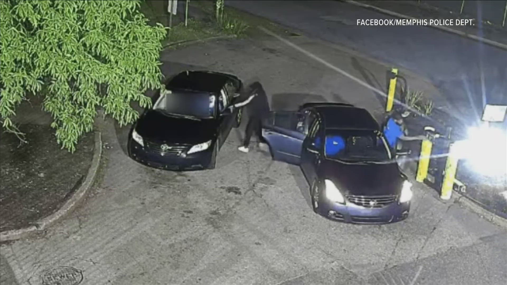Wanted: Carjackers caught on camera outside Memphis apartment complex ...