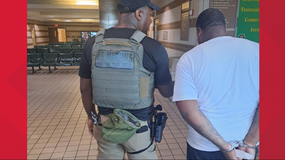 Memphis murder suspect surrenders to U.S. Marshals | localmemphis.com