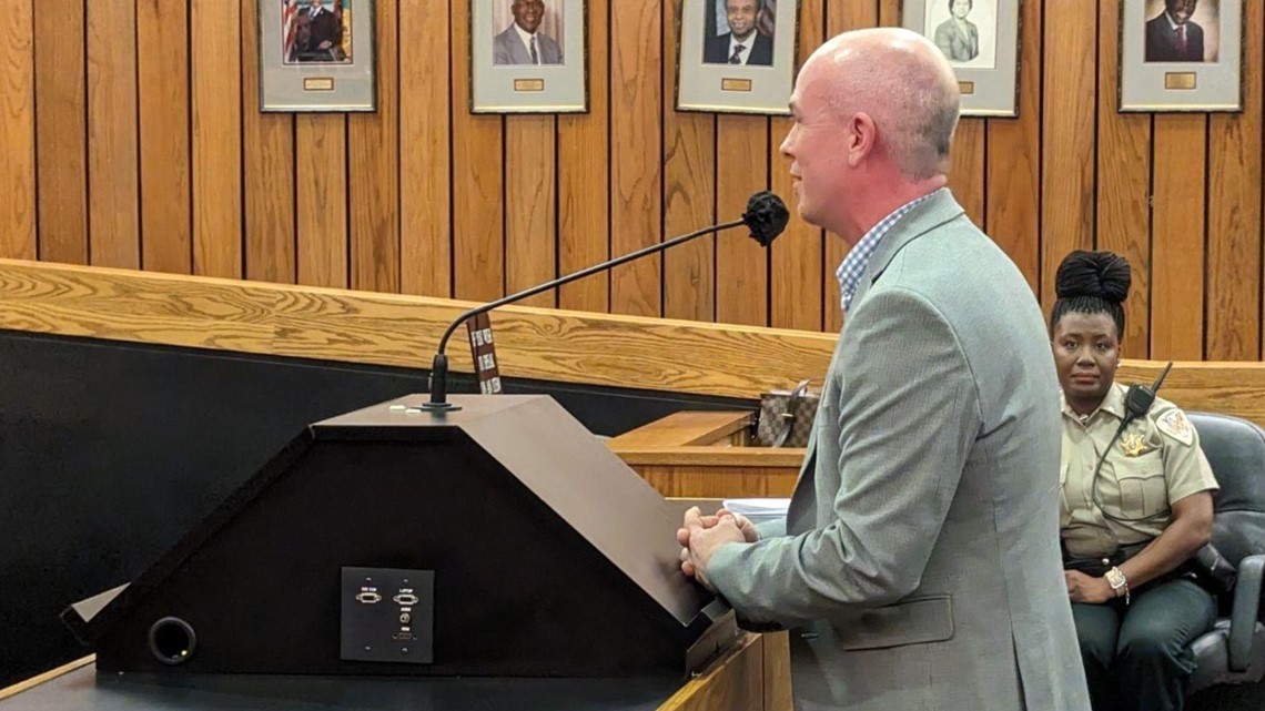 Shelby County Commission appoints Mauricio Calvo to MSCS board ...