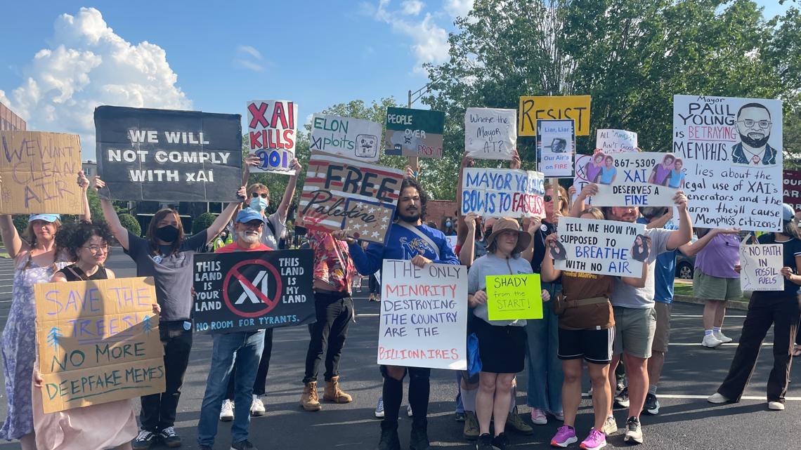 'We’re not backing down': Memphis students lead protest, rallying ...