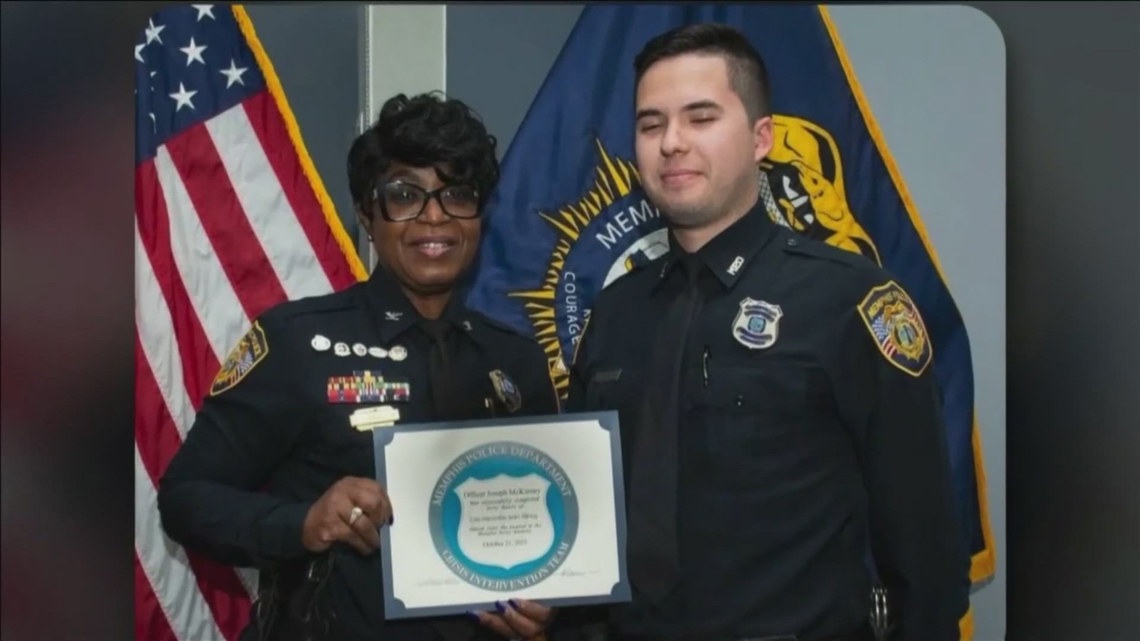 Dozens gather for memorial ride to honor fallen first responders ...