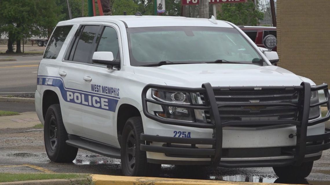 Deadly triple shooting at West Memphis apartment complex | localmemphis.com