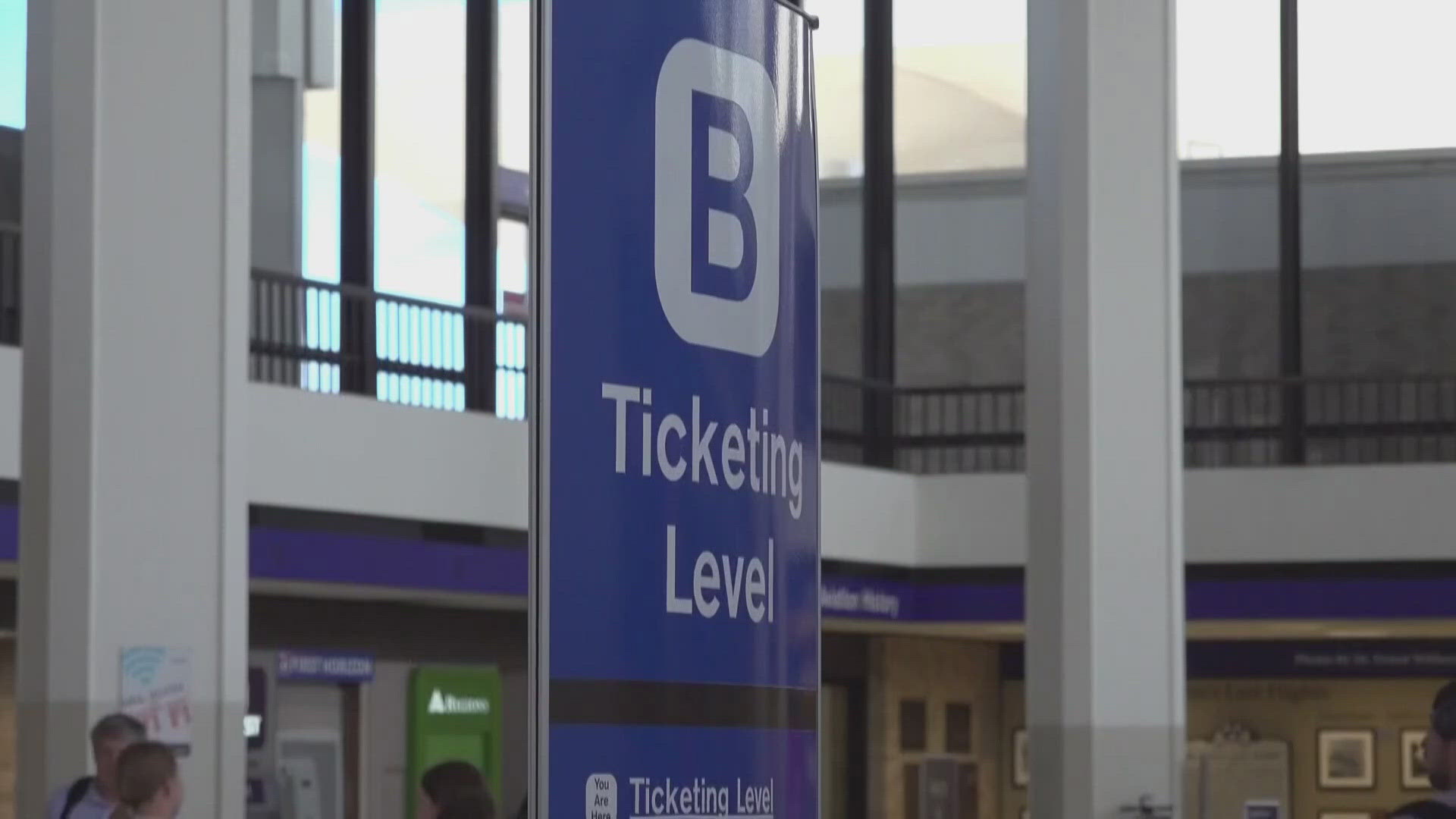 Bill allowing state to control Memphis airport board advances ...