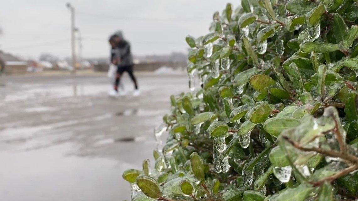 DeSoto County residents deal with icy weather conditions | localmemphis.com