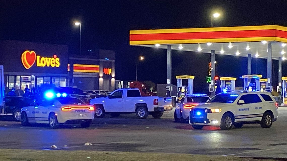 Man shot to death inside car on Lamar Ave. near gas station ...