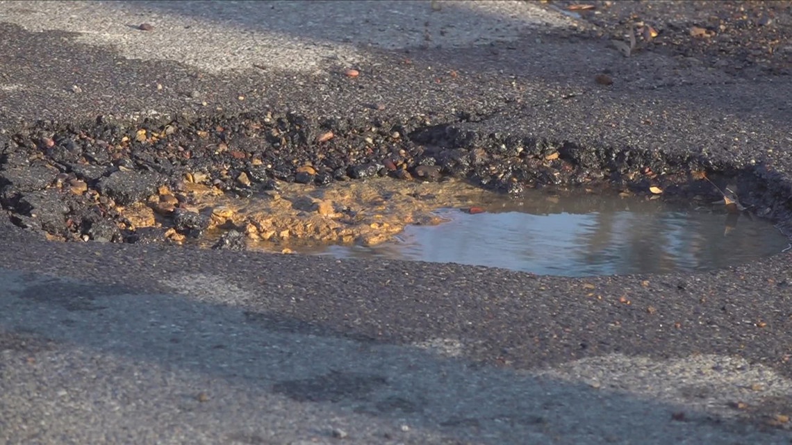 Memphis officials say they are working to fix potholes | localmemphis.com