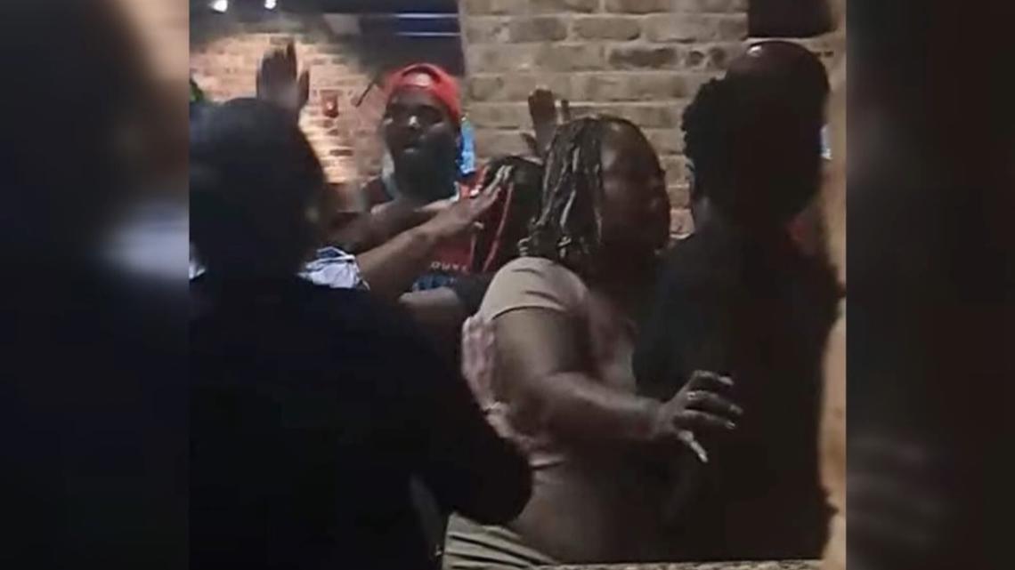 Memphis Cheddar's employee beaten by customers over service ...