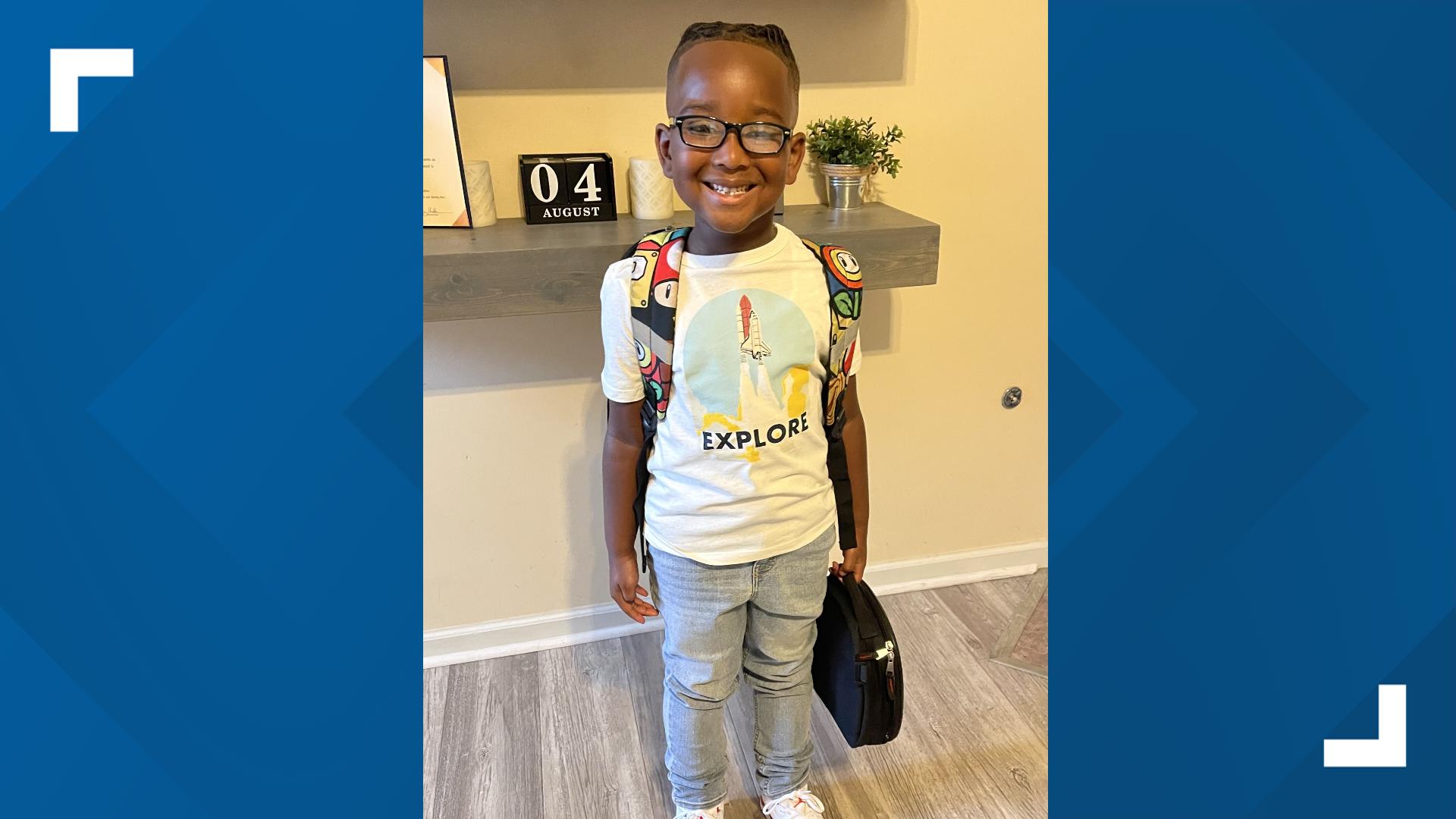 7-year-old Olive Branch student with blind eye excels in reading ...
