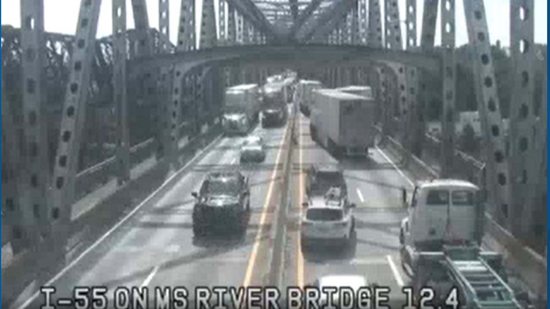 Crash on I-55 bridge in Memphis | localmemphis.com