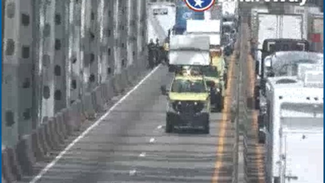 Crash on I-55 bridge in Memphis | localmemphis.com