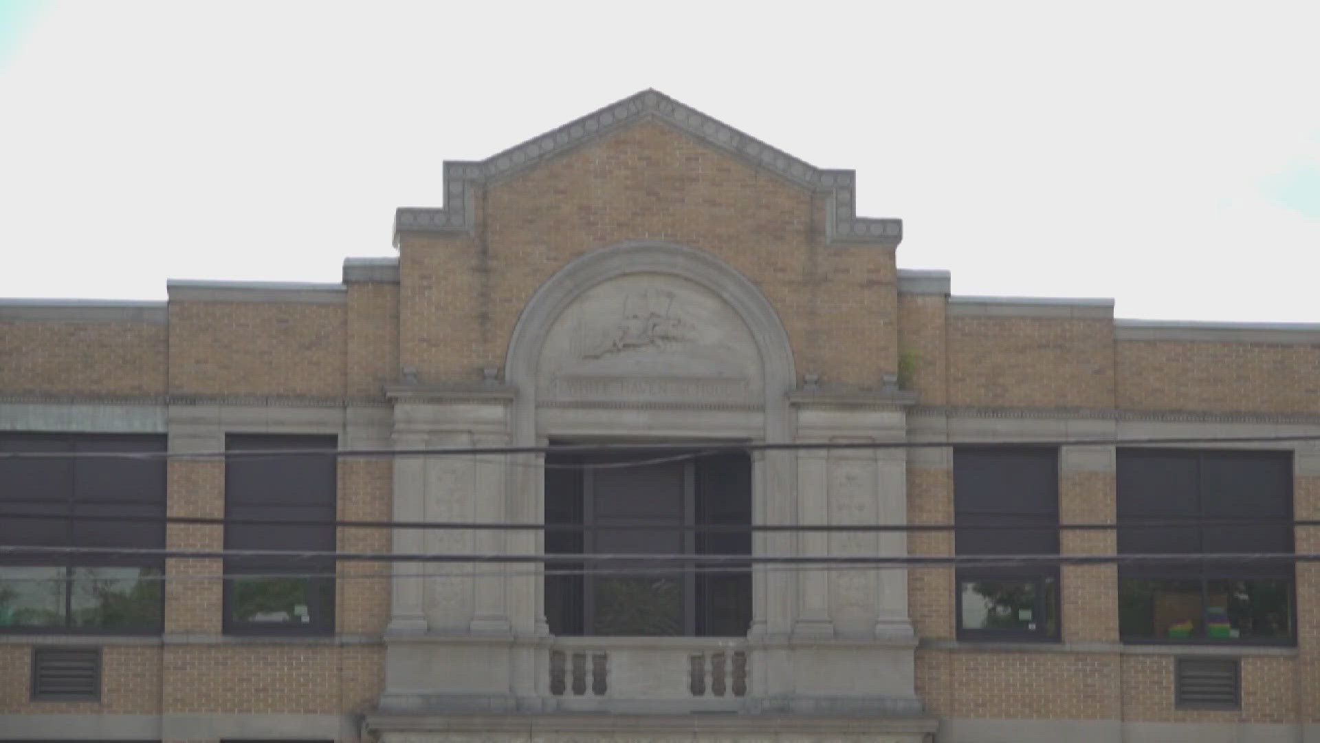 15-year-old student brings 2 guns to Whitehaven High School ...