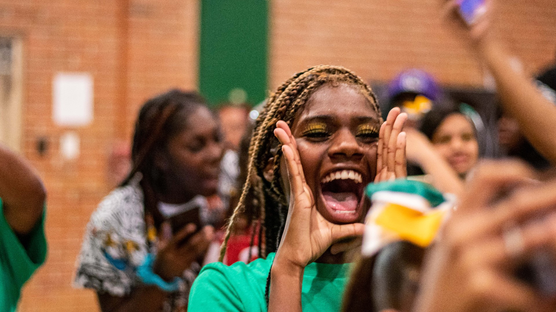 GloRilla donates $25,000 to her old school MLK Prep Academy ...