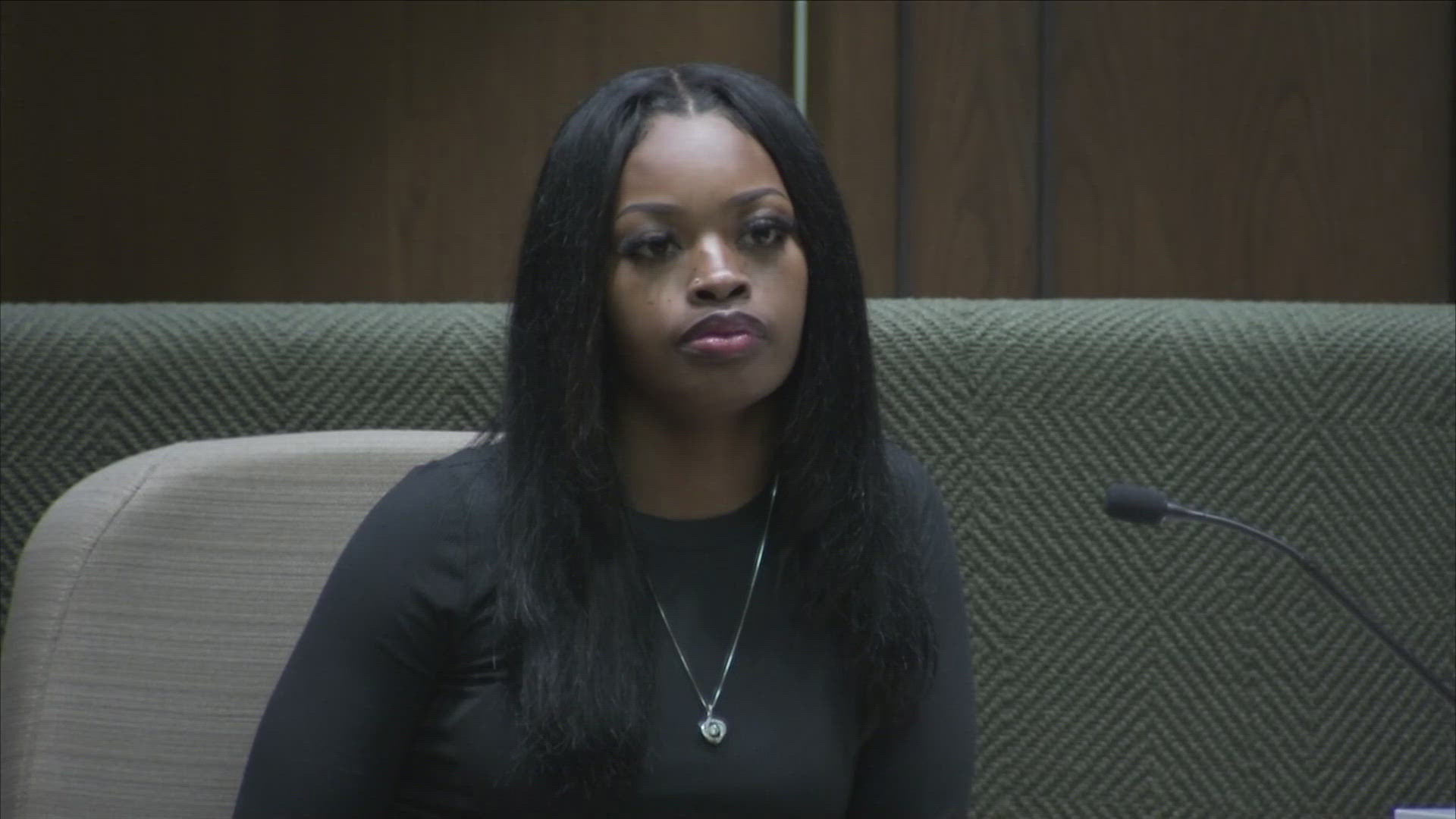 Armed robbers hit Loomis truck at Kroger | localmemphis.com