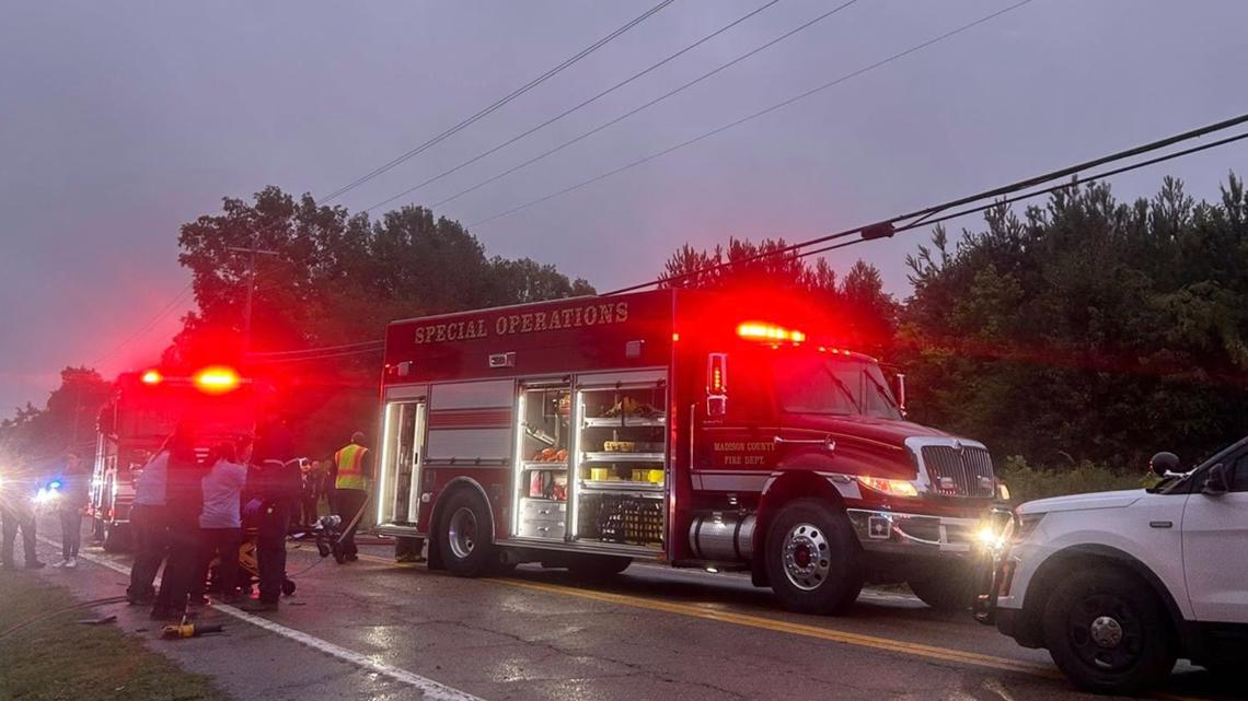 New details | Greyhound bus crash kills 2, injures 30 on Tennessee ...