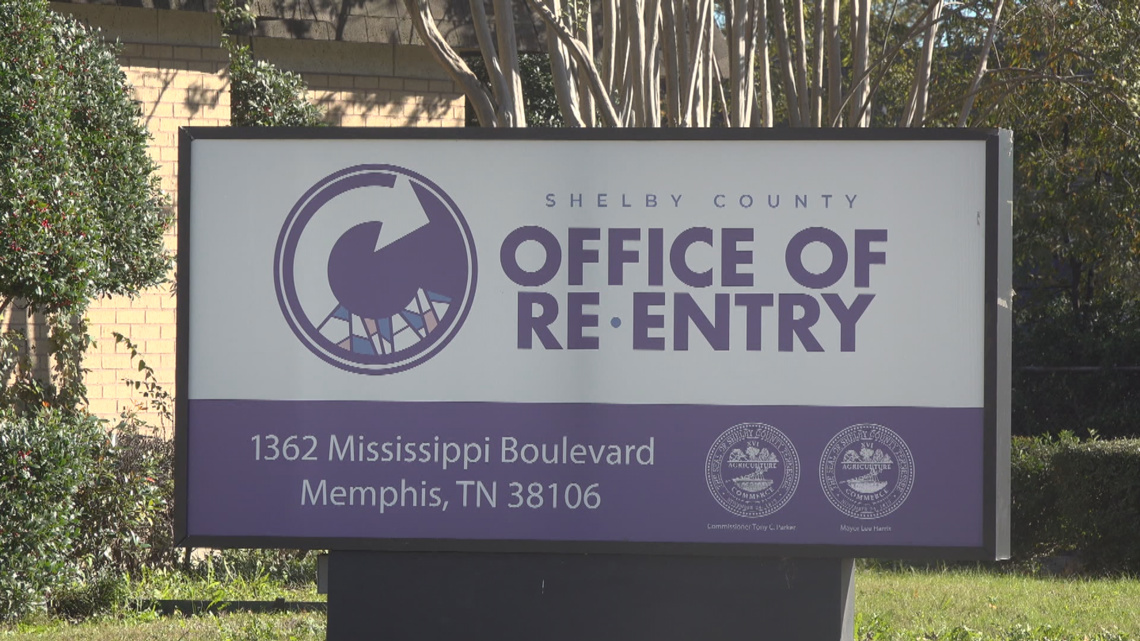 Memphis officer accused of rape while off duty driving for Lyft ...