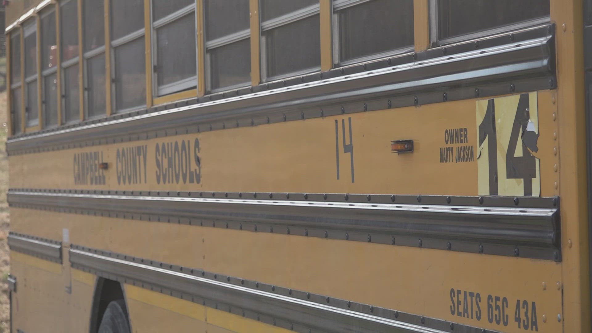 Tennessee lawmaker looking to change minimum age for school bus drivers ...