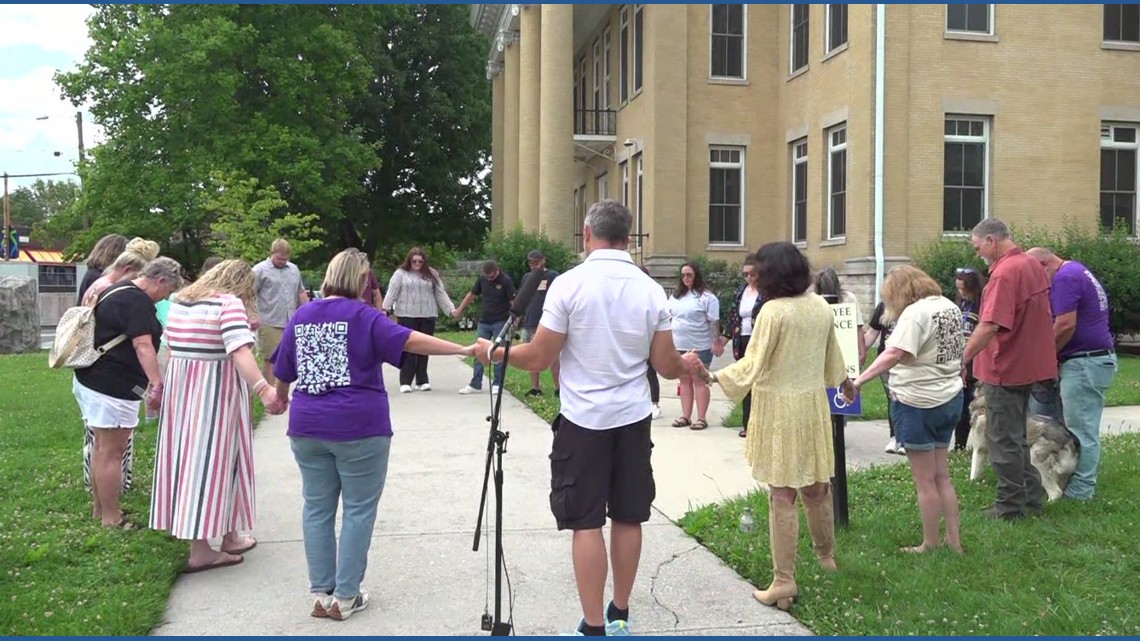 Supporters of East TN death row inmate hold press conference following ...