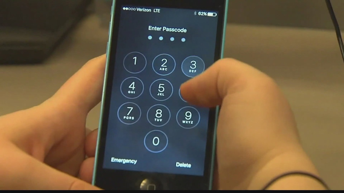 New bill aims to tackle classroom cell phone distractions in Alabama ...