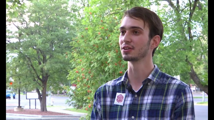 Montana teen removed from Trump's rally goes viral as #PlaidShirtGuy ...