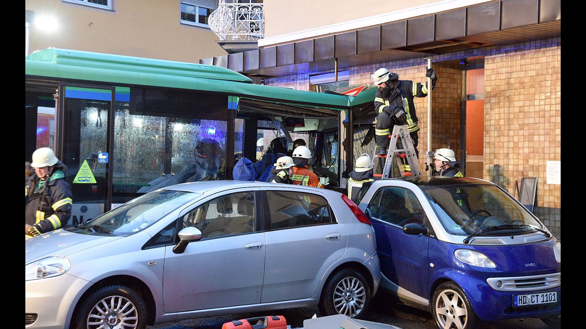 21 children injured in German school bus accident | 10tv.com
