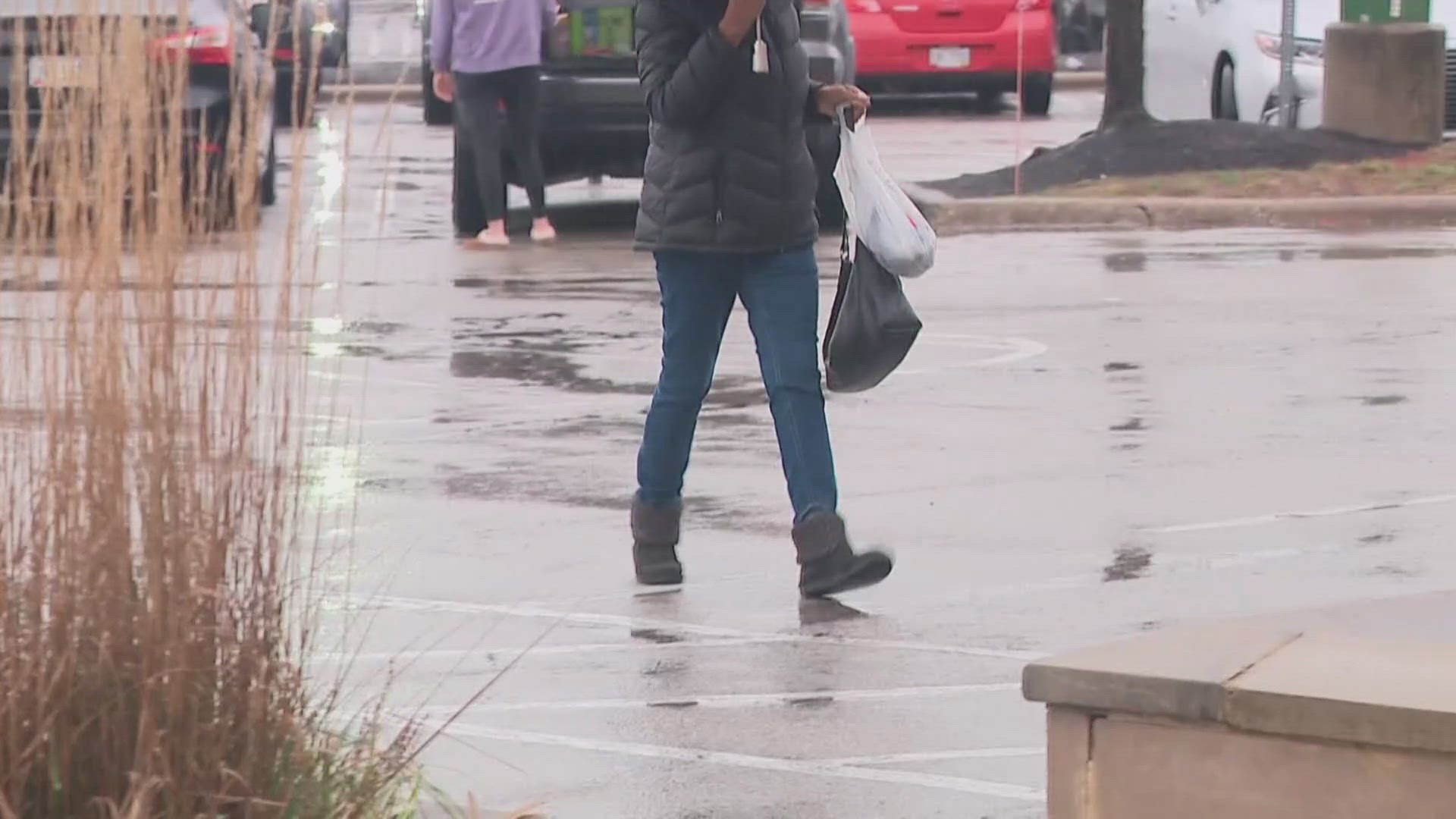 Purse Theft Prompts Shoppers To Reevaluate How They Protect Themselves