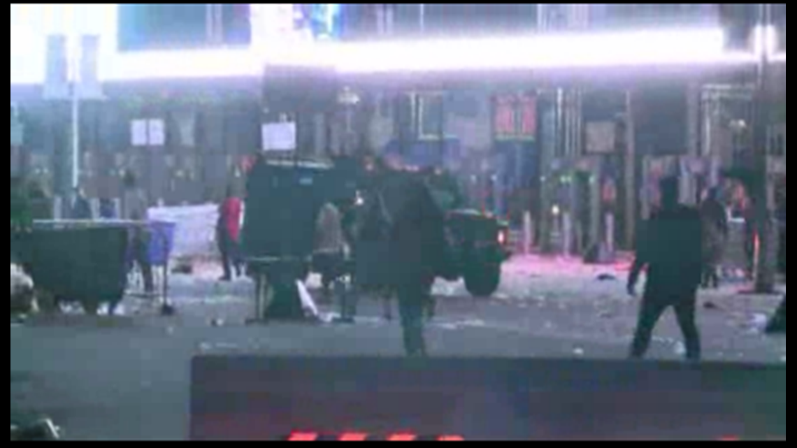 Police Dress In Riot Gear And Disperse Concert Crowd | 10tv.com