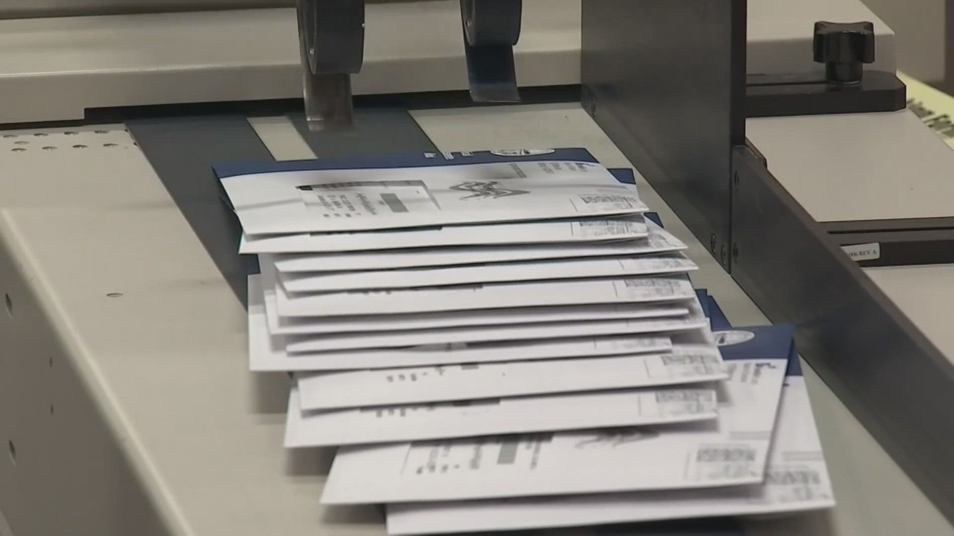 Ohio bill aims to change absentee mail-in ballot deadline | 10tv.com