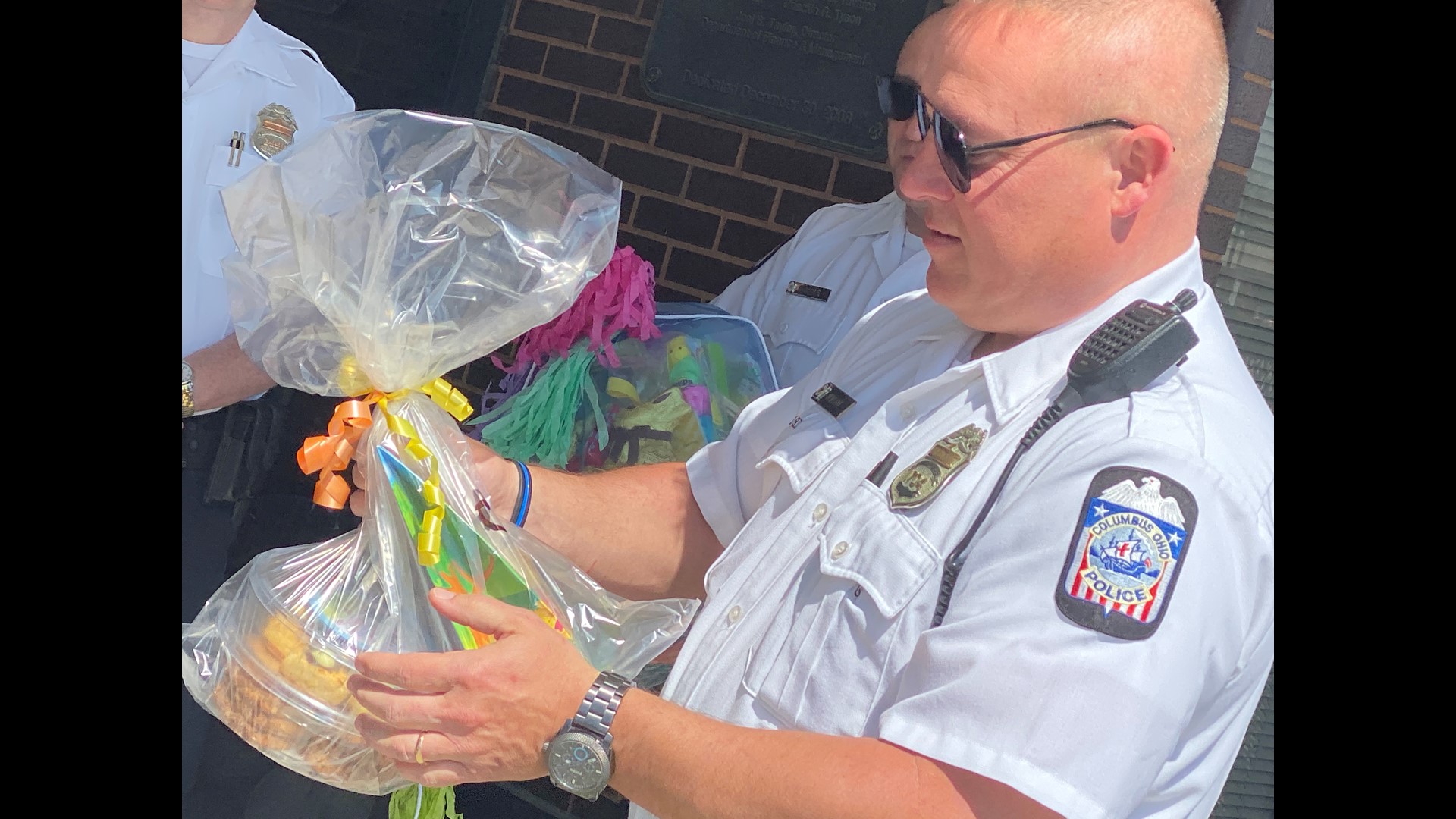 Columbus police officers get an Easter surprise delivery thanks to ...