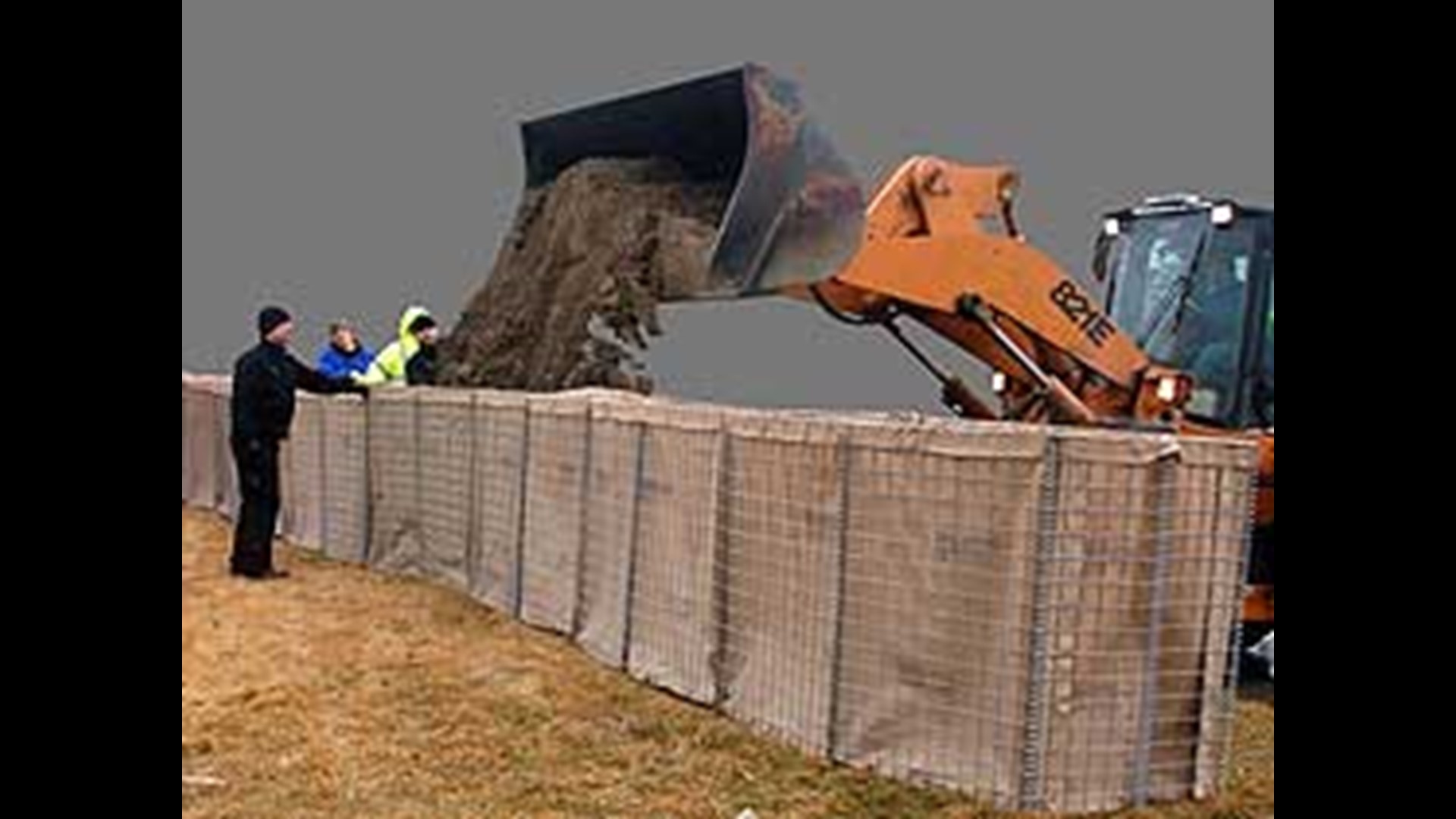 Fargo Mayor: More Levees Will Be Breached | 10tv.com