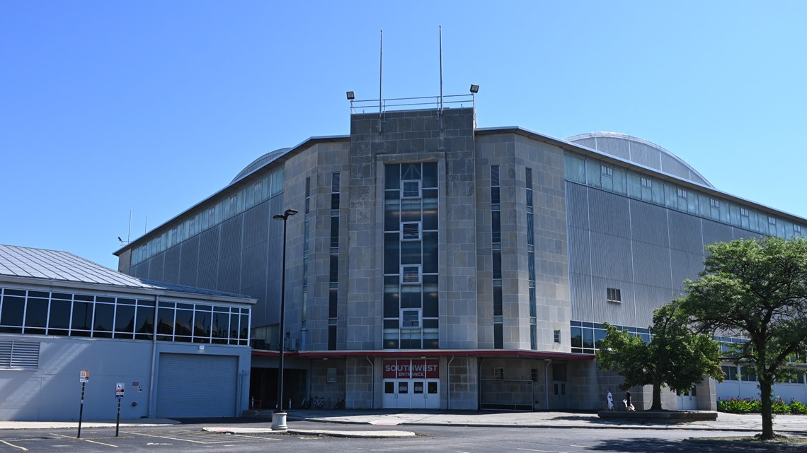 Columbus' pop-up COVID-19 vaccination site will be at St. John Arena ...