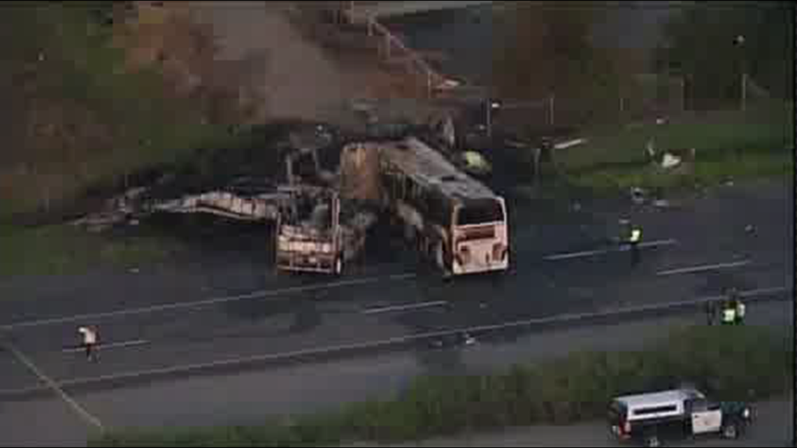 10 Killed In California Bus Crash With FedEx Truck | 10tv.com