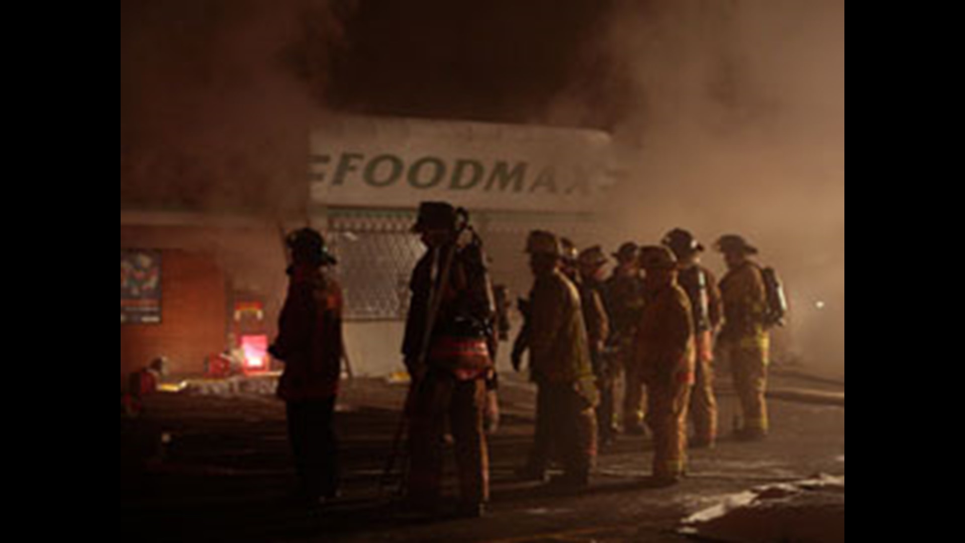Firefighters Battle 2-Alarm Fire At Grocery Store | 10tv.com