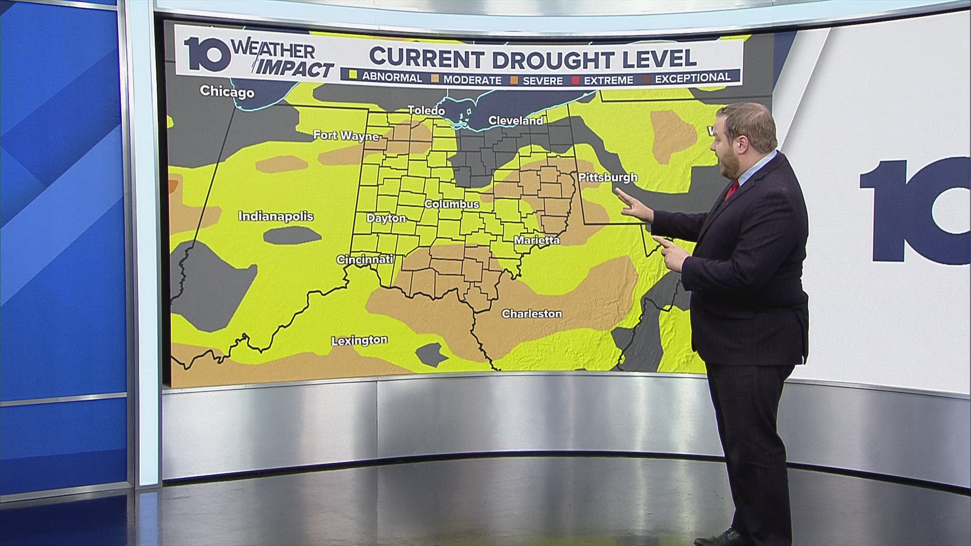 Unusually dry August causing early fall colors in central Ohio | 10tv.com