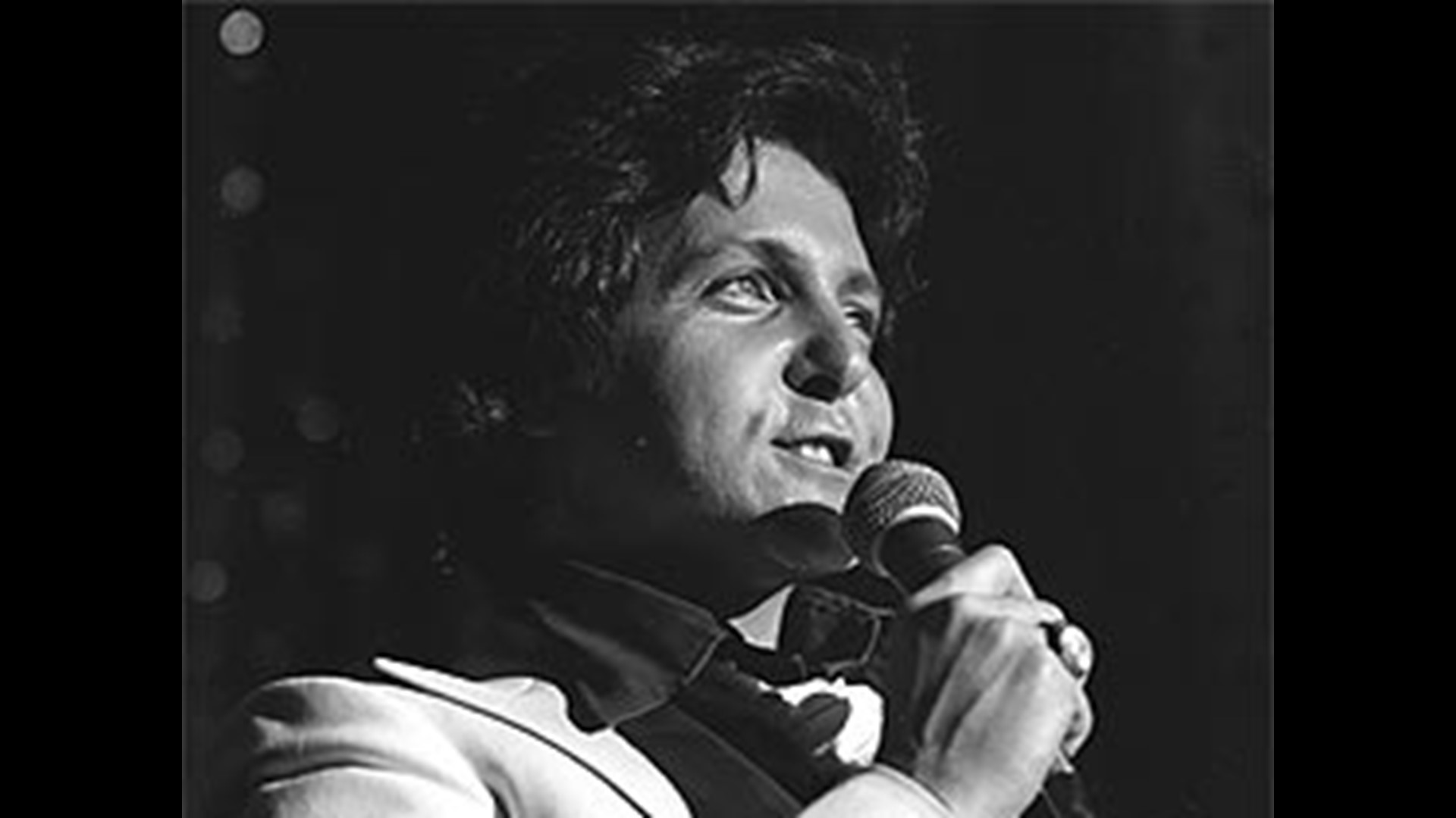 Impressionist Fred Travalena Dies At 66 | 10tv.com